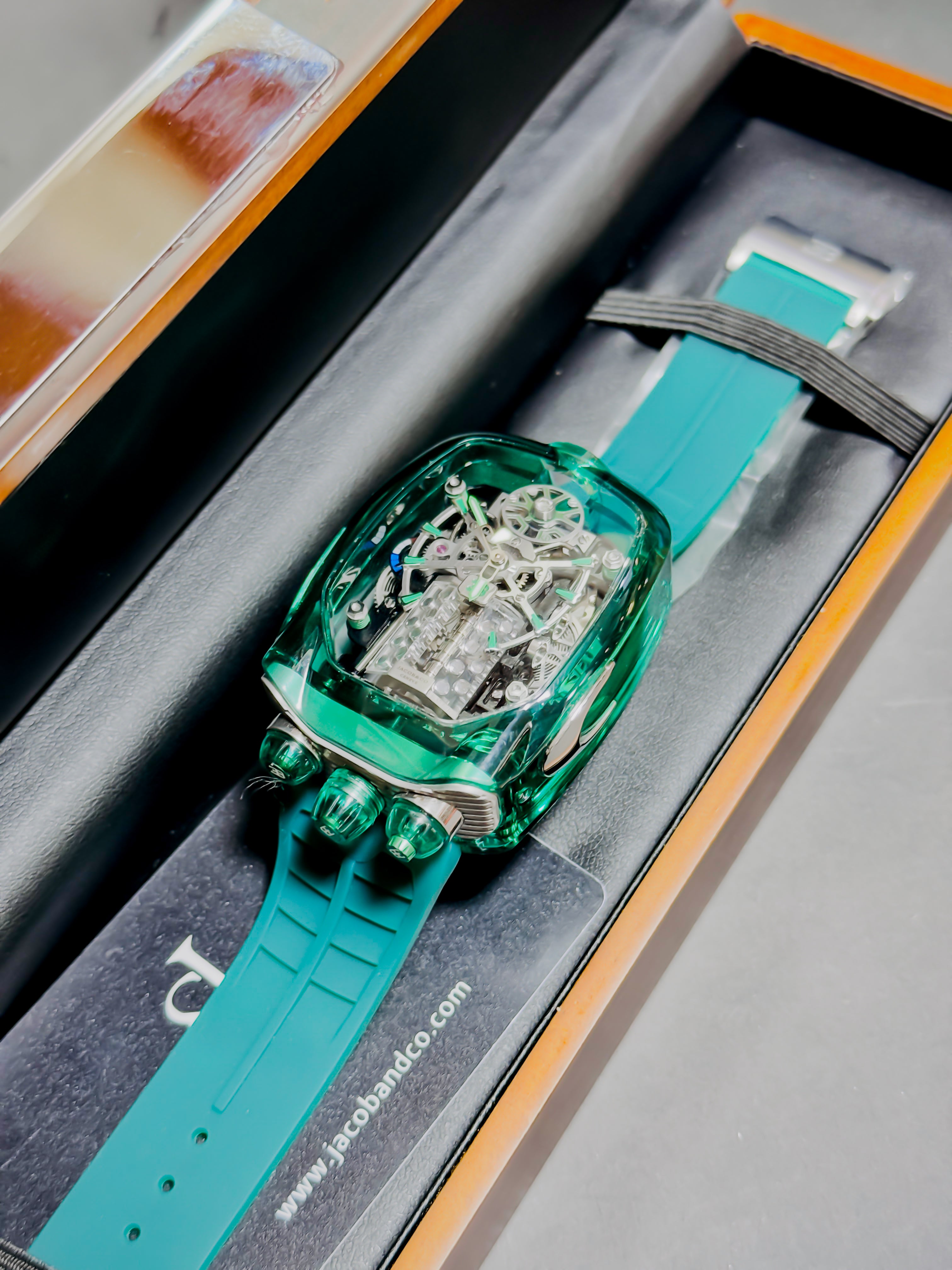 J&Co Bugatti Chiron Green - Master Transparent Edition – RehLuxious